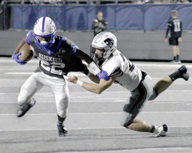 Huskies come back, top Edison in key matchup | News, Sports, Jobs - The ...